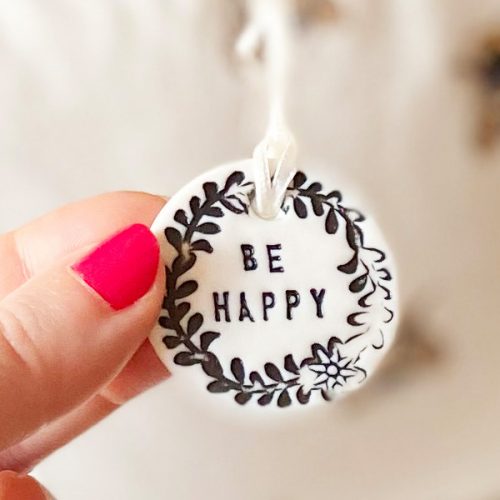 Porcelain be happy token – Amanda Mercer