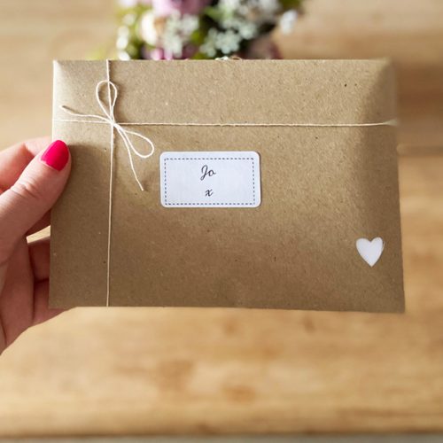 Porcelain be happy token – Amanda Mercer